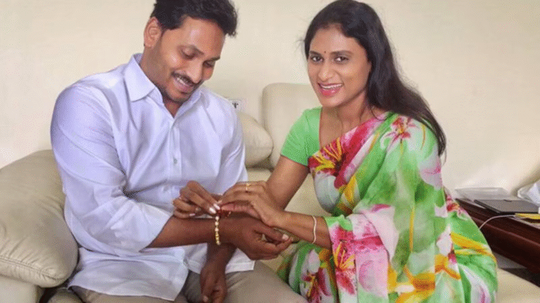 Ys Jagan Mohan Reddy Biography, Age, Wife, Daughters, Sharmila, Ys ...