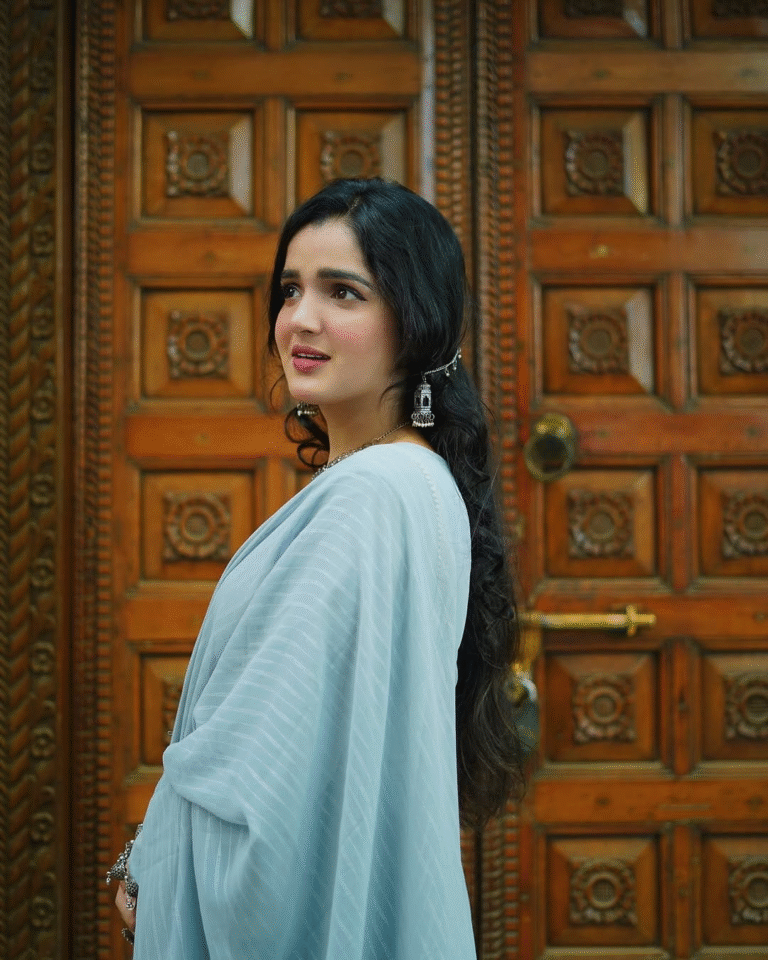 Isha Yadav Biography, Wikipedia, Height, Age, Boyfriend, Images ...